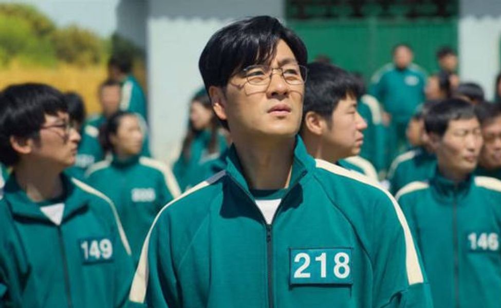 Cho Sang-woo from Squid Game Costume Guide for Cosplay & Halloween Cho Sang-woo from Squid Game Costume Guide for Cosplay & Halloween
